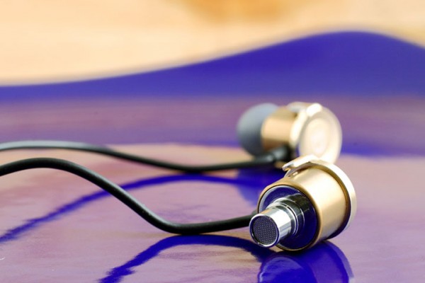 The DN-2000 Hybrid IEM By DUNU — Headfonics