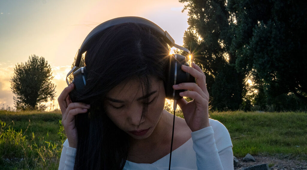 Final Sonorous III Review - Headfonics.com