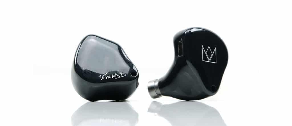 Top Reader Voted Earphones — Headfonics