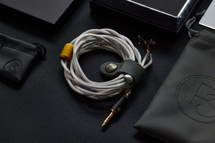 Headfonics - Portable and Desktop Audio Reviews