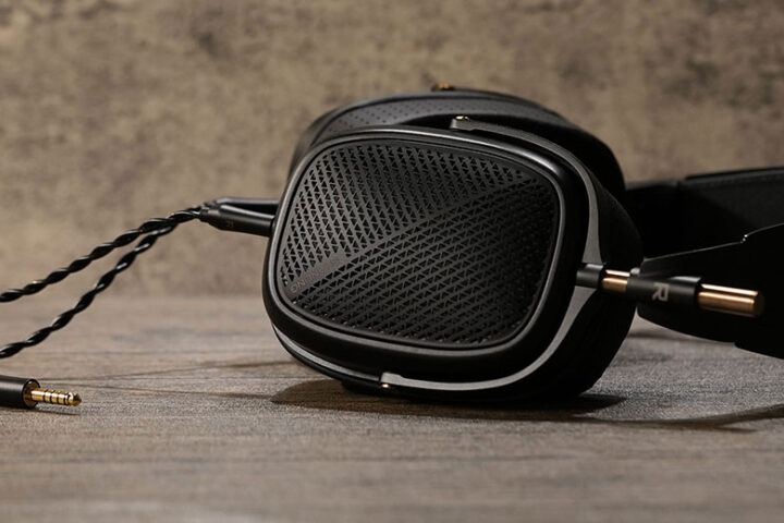 Headphones Reviews — Headfonics