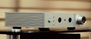 Cayin iHA-8 Review — Headfonics